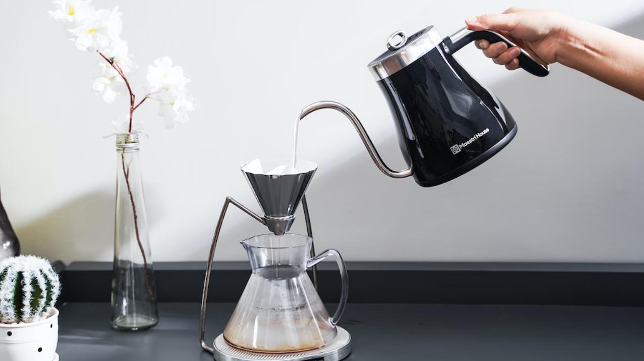 The 8-in-1 All-Rounder Electric Pour-Over Gooseneck Kettle - BackerCrew