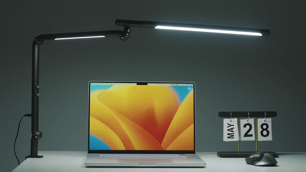 SHLIGHT LED Desk Lamp – Illuminating Your Workspace - Backercrew